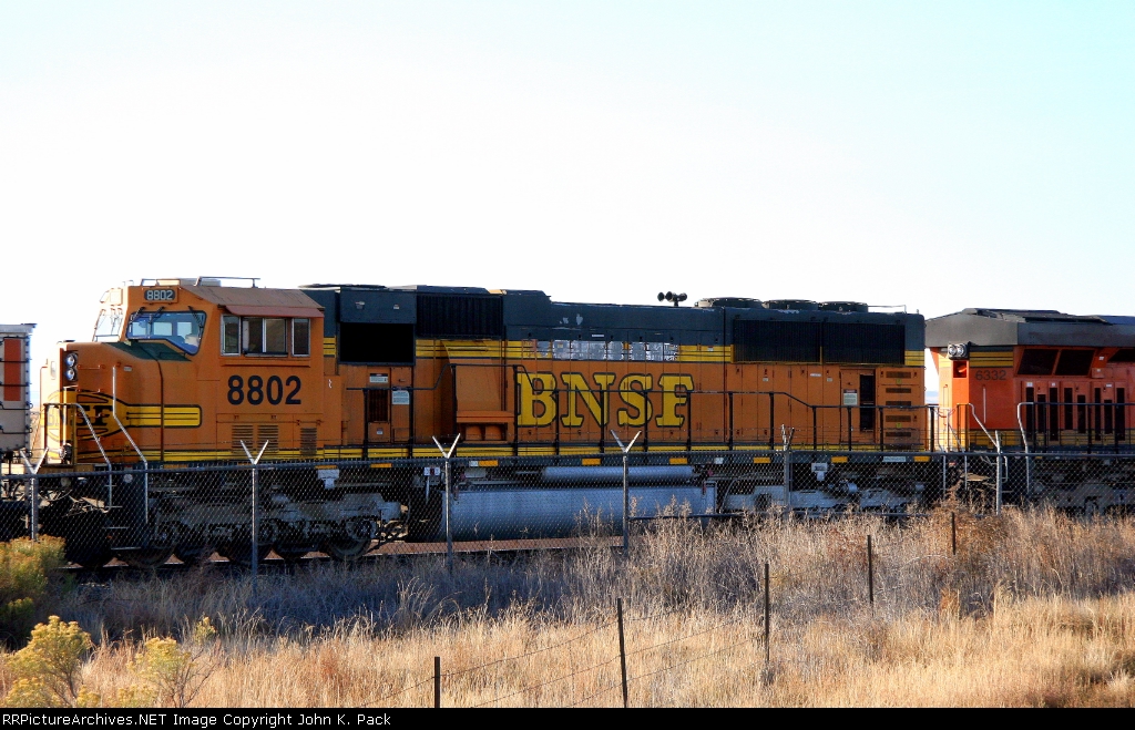 BNSF 8802